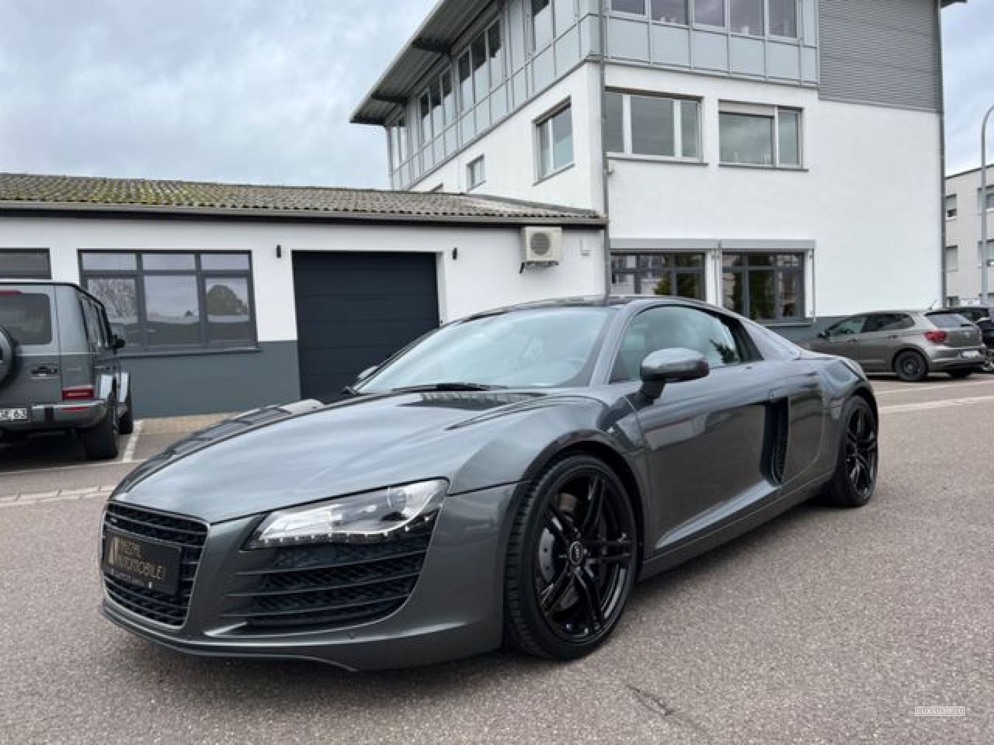 Audi R8 R8 Coupe 4.2 Fsi Quattro*b&o*magnetic*bi-Xenon* Grau gebraucht, Benzin und Automatik, 78 ...
