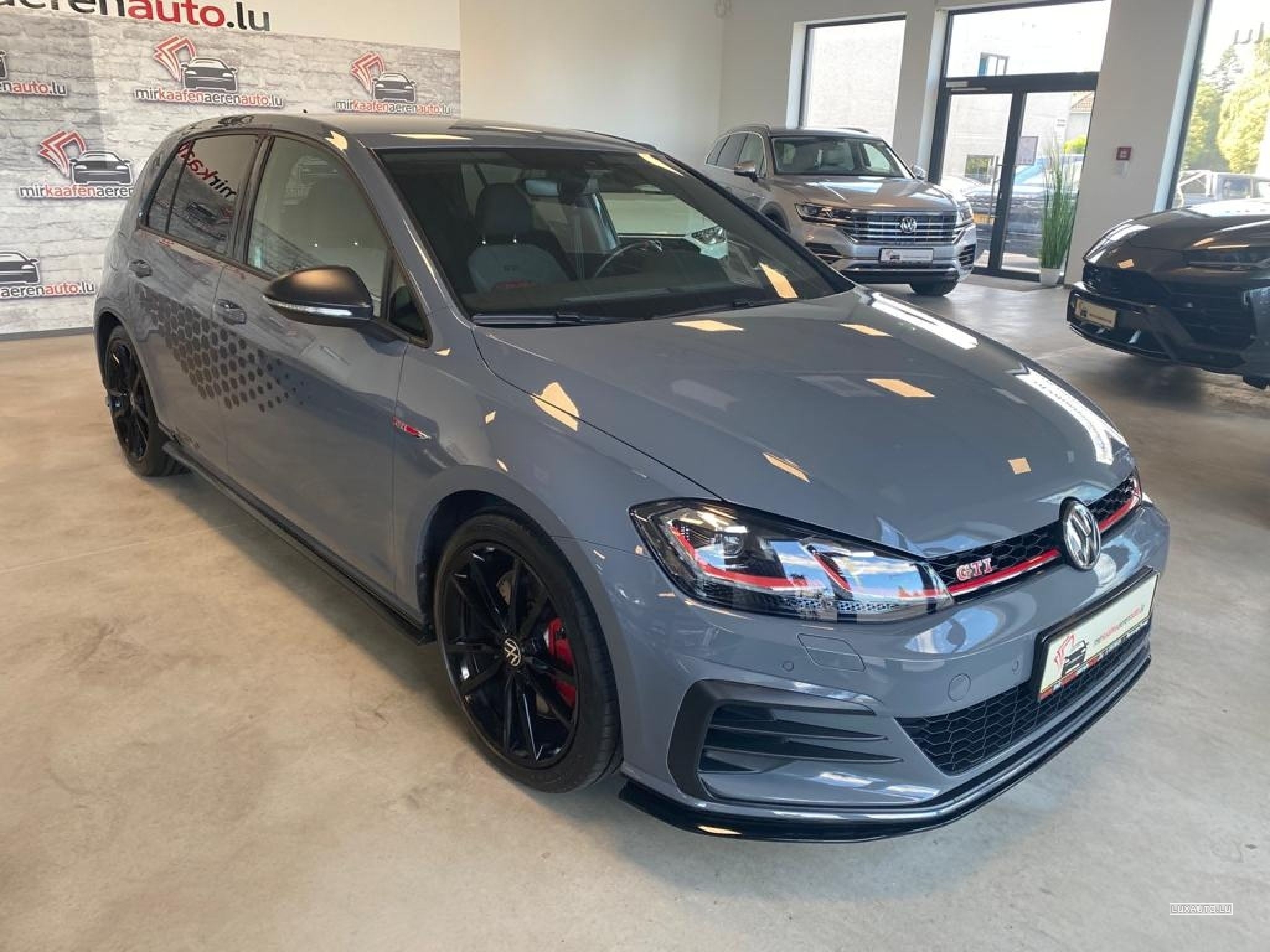 VW Golf GTI TCR 2.0 TSI AKRAPOVIC Grau gebraucht, Benzin und Automatik ...