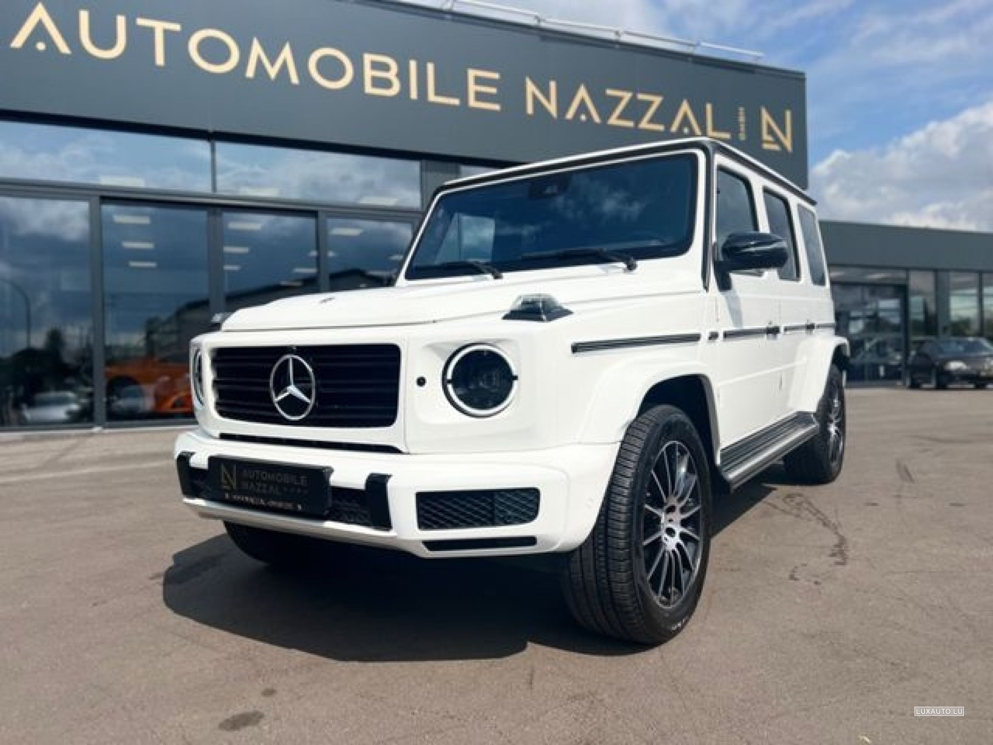 Mercedes G 400 G 400D*amg-Line*night*standheizung*carbon* Weiß ...