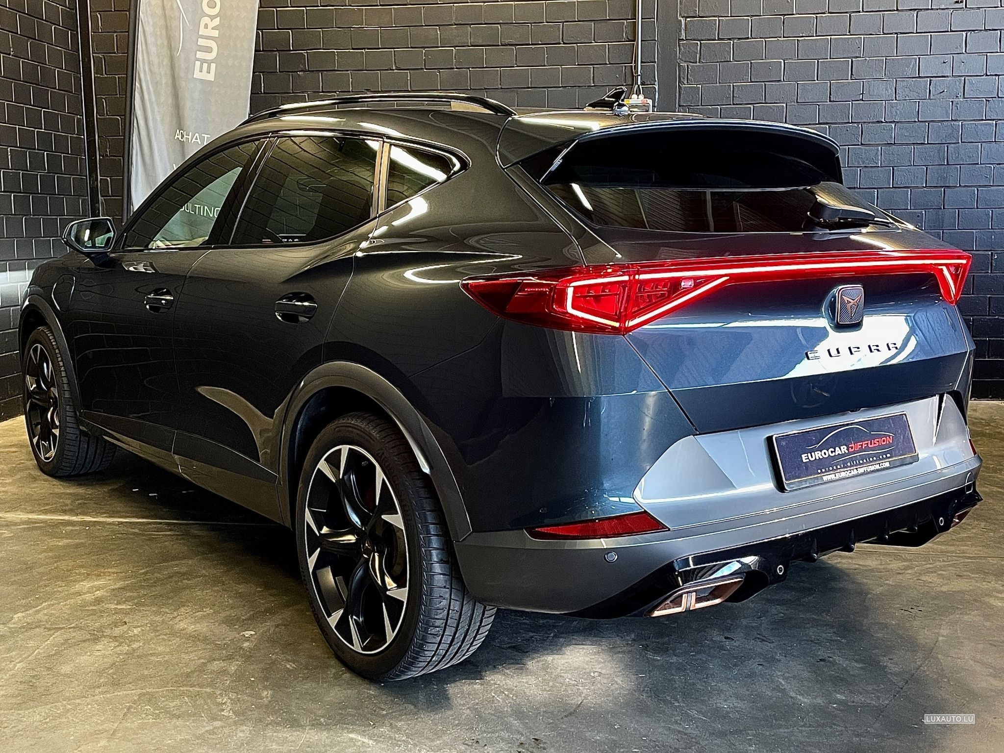 Grey Cupra Formentor Cupra Formentor 204CV eHybrid DSG6 used, fuel ...