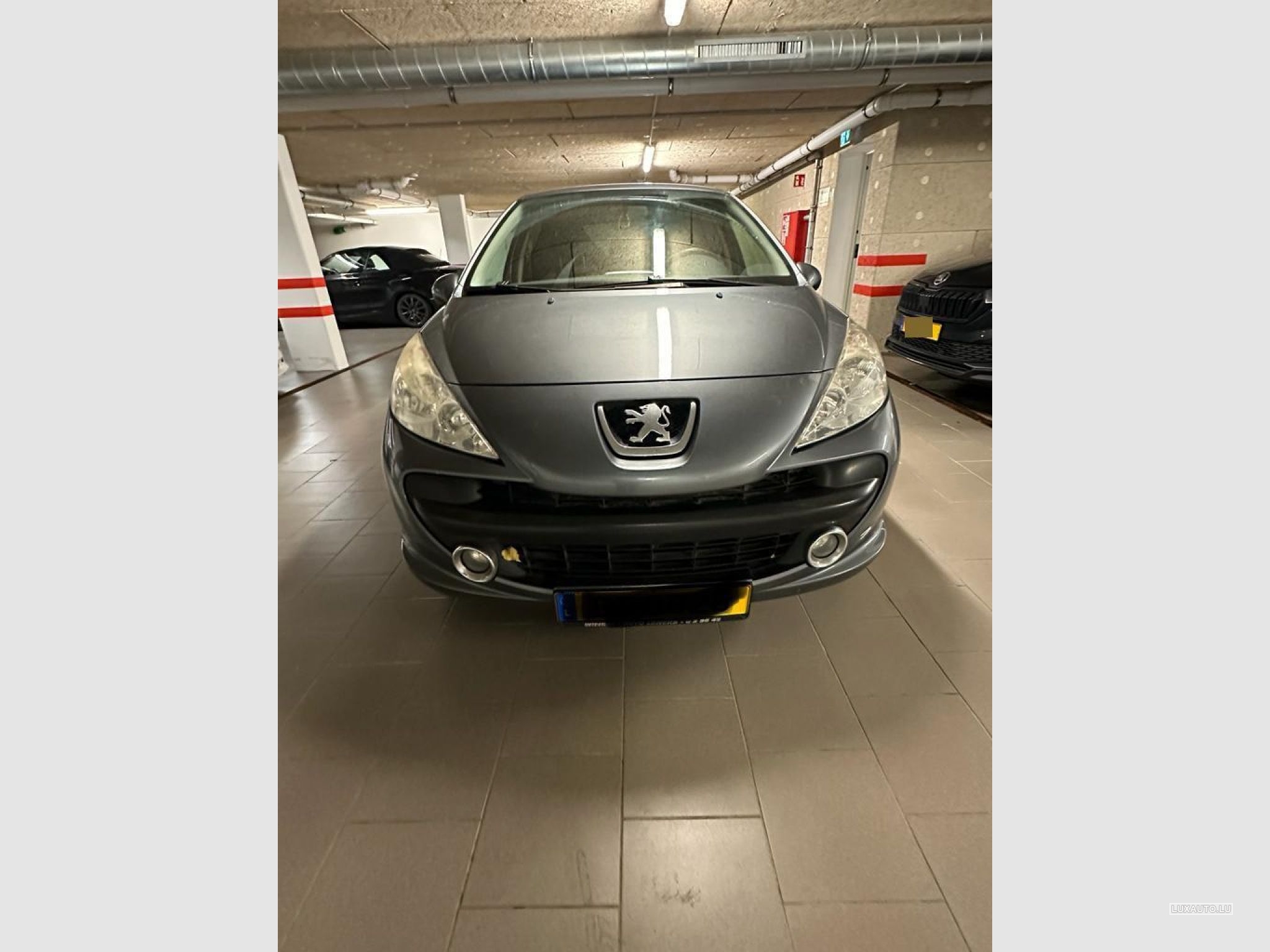 Peugeot 207 Urban Move Gris d'occasion, moteur Essence et boite ...