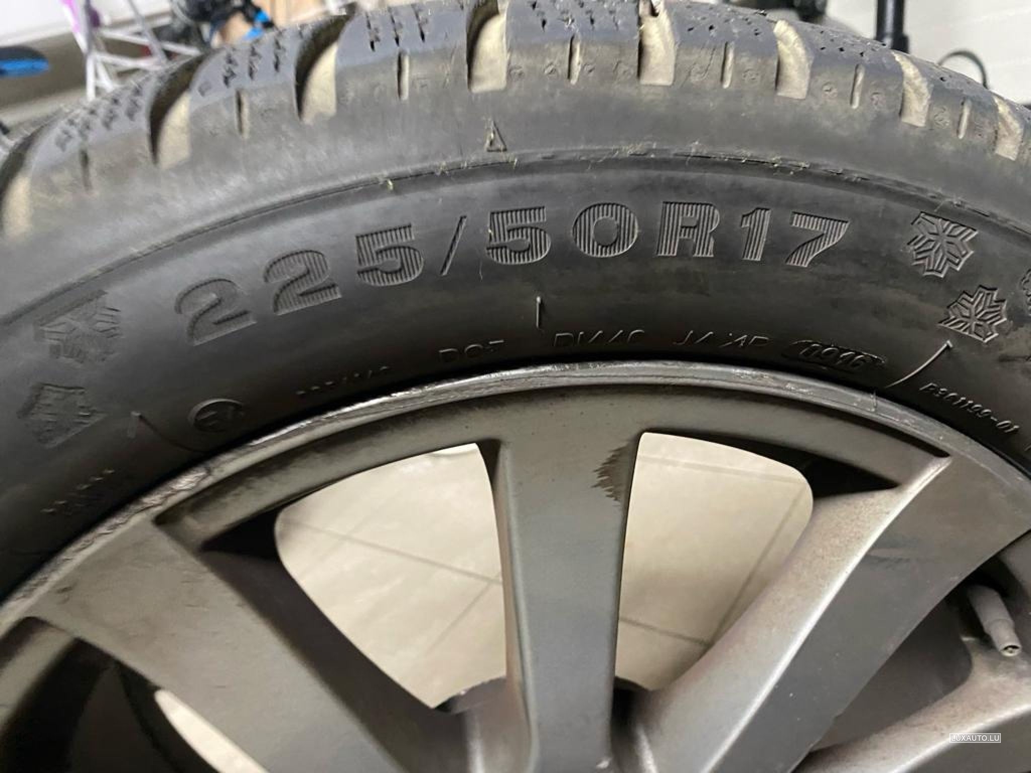 Steel wheel rims + Tyres 17" Winter used, 120 € | LuxAuto.lu
