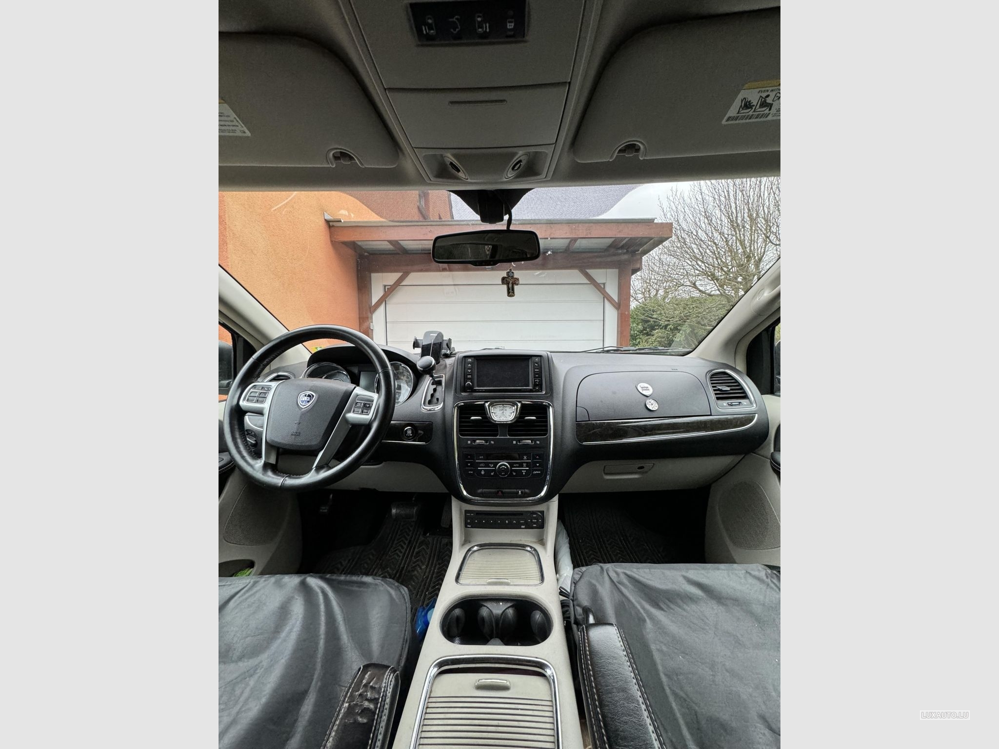 Lancia Voyager V 2.8 CRD MULTIJET GOLD AUTO Noir d'occasion, moteur ...