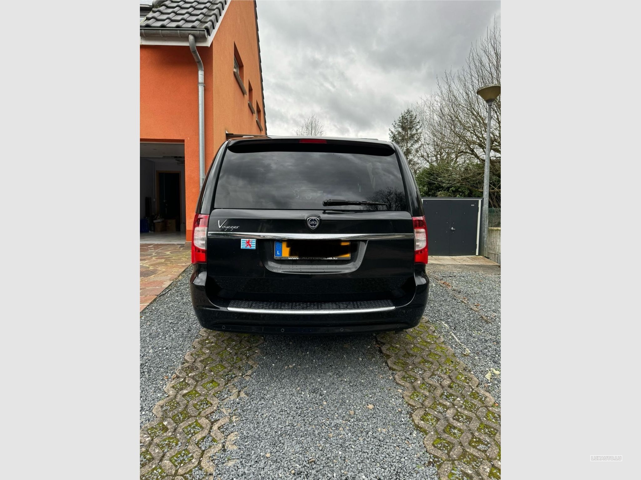 Lancia Voyager V 2.8 CRD MULTIJET GOLD AUTO Noir d'occasion, moteur ...