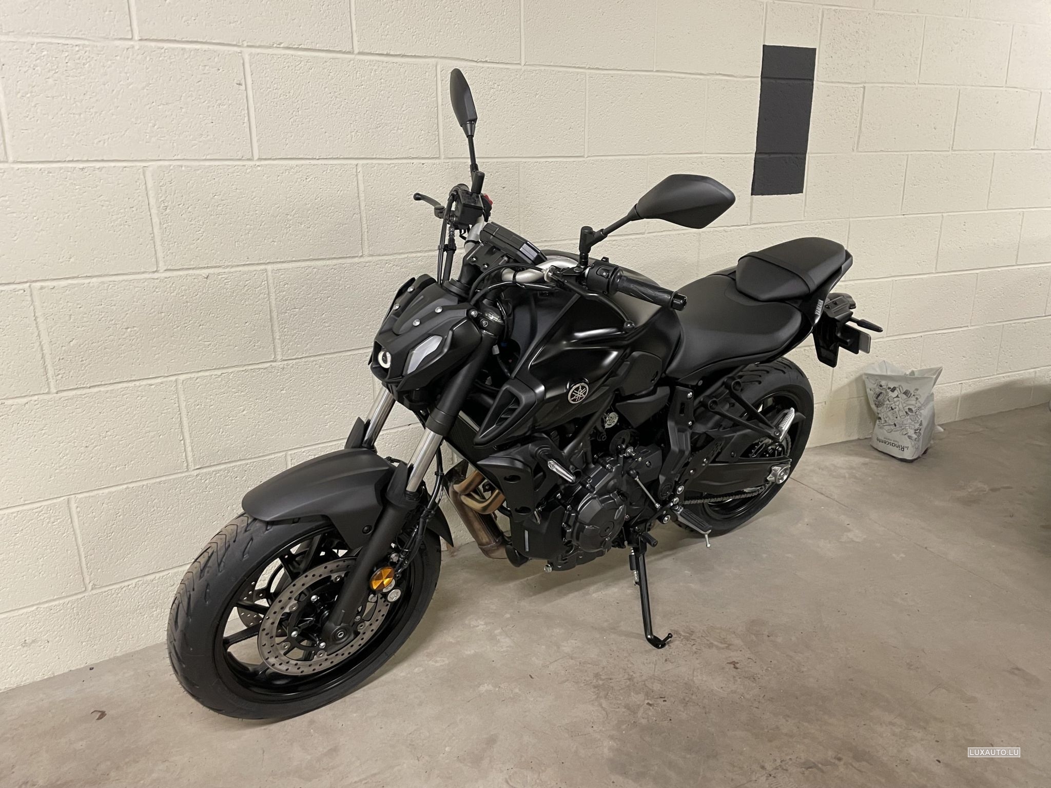 Yamaha MT07 Noir d'occasion, moteur Essence et boite Manuelle, 3.000 Km ...