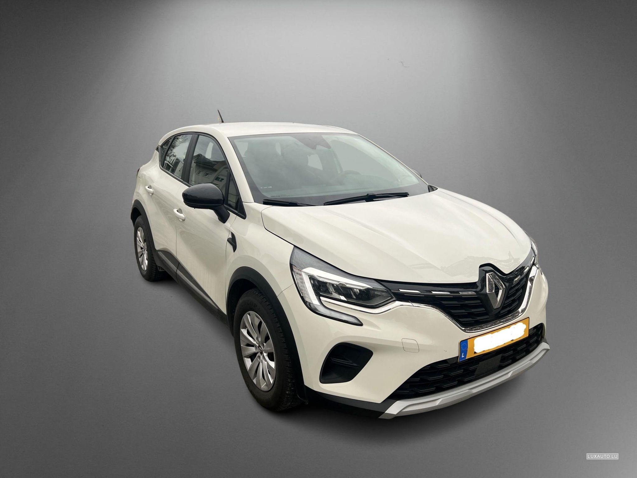 White Renault Captur 1.0 TCe (100 Hp), fuel Petrol and Manual gearbox ...
