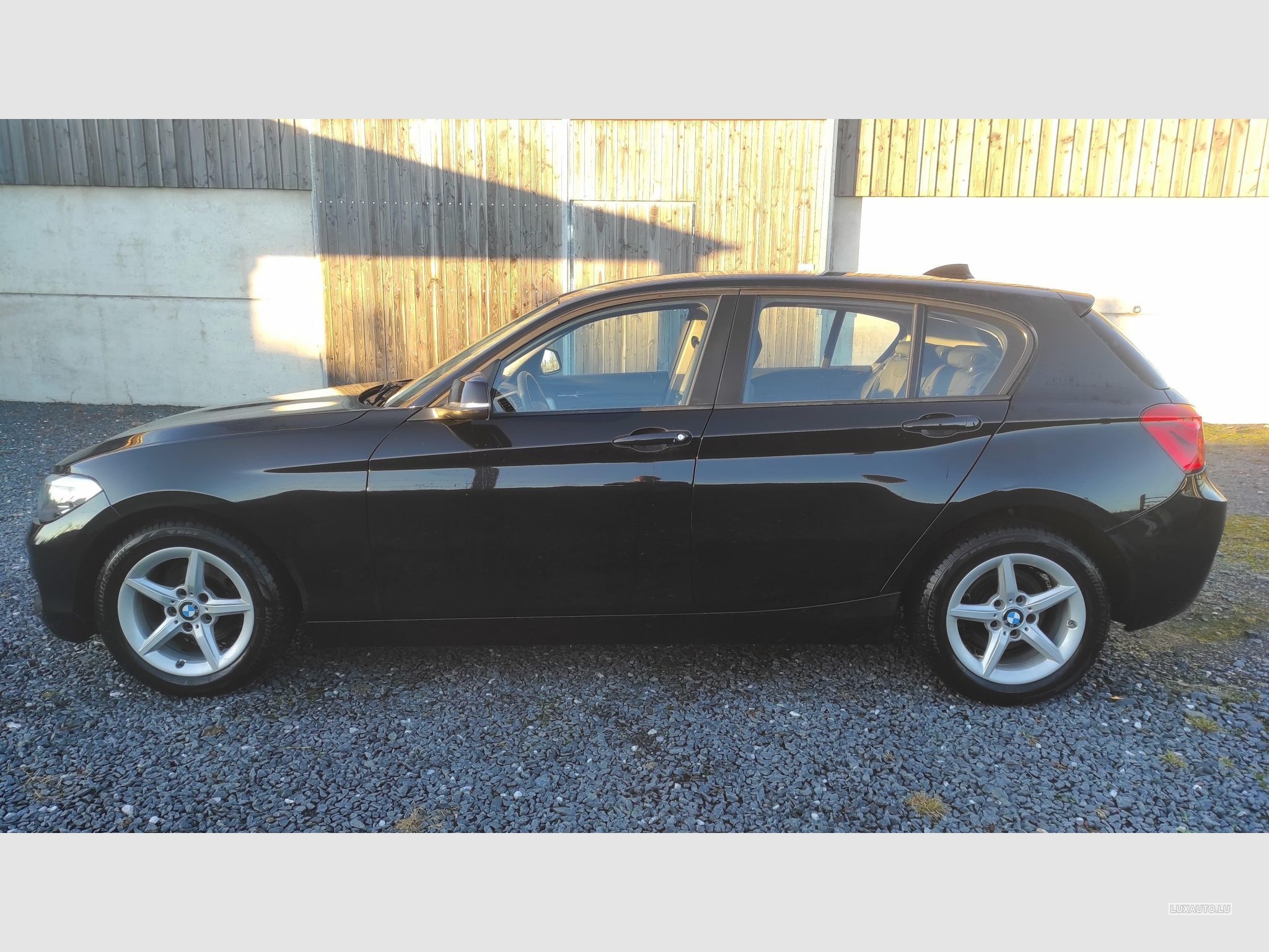 Black BMW 116 , fuel Petrol and Manual gearbox, 73.500 Km - 14.950 ...